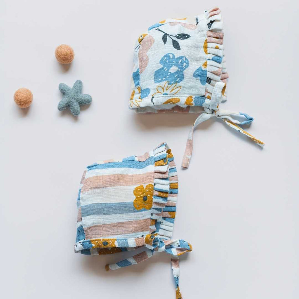 Buy Newborn Bamboo Muslin Bonnet Cap Set- Pack of 2 | Cocoon Care